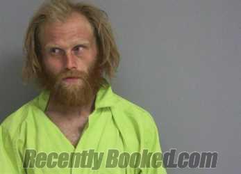 Recent Booking / Mugshot for TIMOTHY LLOYD SELLERS in La Salle County ...