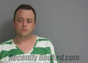 Recent Booking / Mugshot for SEAN P SITTON in La Salle County, Illinois