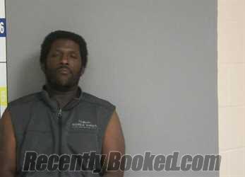 Recent Booking / Mugshot for JASON JAMAAL PEGUES in La Salle County ...