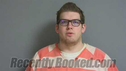 Recent Booking / Mugshot for SCOTT T JOHNSON in La Salle County, Illinois