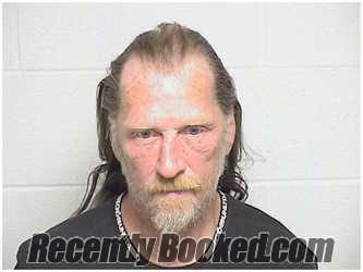 Recent Booking / Mugshot for THOMAS KARL BARR in Lake County, Illinois