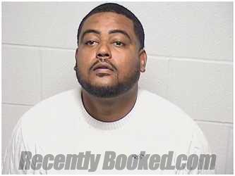 Recent Booking / Mugshot for DANTE CRUZ in Lake County, Illinois