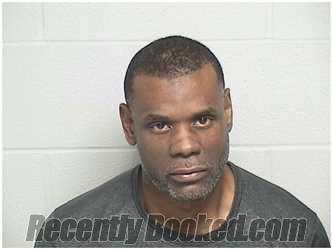 Recent Booking / Mugshot for ROBERT M CARR in Lake County, Illinois