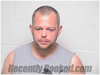 Recent Booking / Mugshot for RAYMOND E ECHEVARRIA in Lake County, Illinois