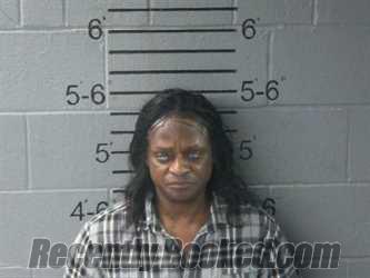 Recent Booking / Mugshot for TERRANCE LEE JR GAYTON in Lawrence County ...