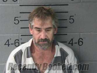 Recent Booking / Mugshot for DANIEL DEAN BUTLER in Lawrence County ...