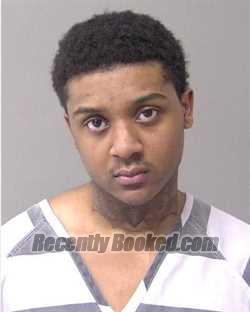 Recent Booking / Mugshot for ALONZO RAMAR Junior CLARK in Macon County ...