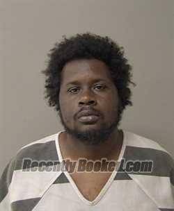 Recent Booking / Mugshot for JAVON D COLLINS in Macon County, Illinois