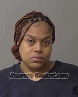 Recent Booking / Mugshot for SHAKEEMIA SHALEE WALTON in Macon County ...