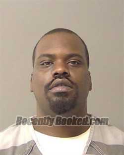 Recent Booking / Mugshot for DERRICK JAMAR HOLMES in Macon County, Illinois