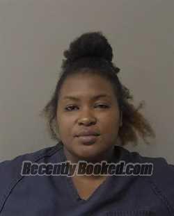 Recent Booking / Mugshot for OCTAVIA NICOLE JONES in Macon County, Illinois