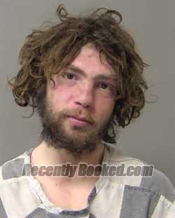 Recent Booking / Mugshot for ANDY ROSCOE Third MCCULLEY in Macon County ...