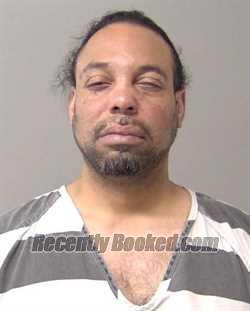 Recent Booking / Mugshot for DEREK LARON FYKE in Macon County, Illinois