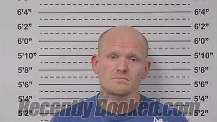 Recent Booking / Mugshot for JONATHAN GRAVES in Macoupin County, Illinois