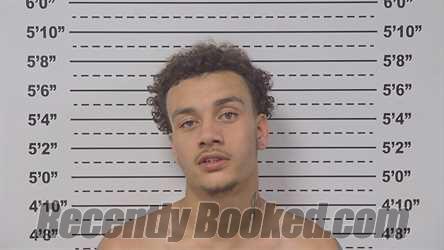 Recent Booking / Mugshot for ISAIAH JOHNSON in Macoupin County, Illinois