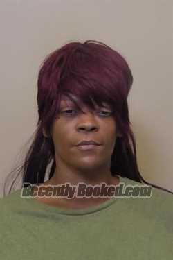 Recent Booking / Mugshot for LAKEITHA WALKER in Madison County, Illinois