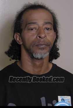 Recent Booking / Mugshot for MICHAEL WOODFORK in Madison County, Illinois