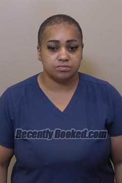 Recent Booking / Mugshot for ALISHA YATES in Madison County, Illinois