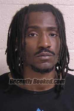 Recent Booking / Mugshot for TYVON JONES in Madison County, Illinois