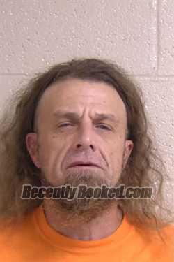 Recent Booking / Mugshot for LARRY WARREN in Madison County, Illinois