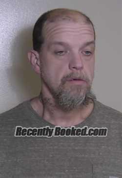 Recent Booking / Mugshot for ROBERT WIMBERLY in Madison County, Illinois
