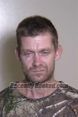 Recent Booking / Mugshot for ERIC STILES in Madison County, Illinois