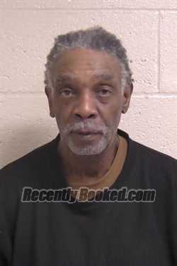 Recent Booking / Mugshot for DARRYL BAKER in Madison County, Illinois