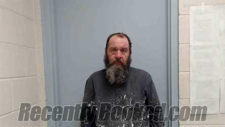 Recent Booking / Mugshot for ANDREW L HACKER in Monroe County, Illinois