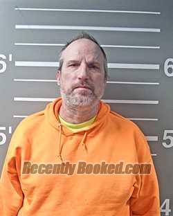 Recent Booking / Mugshot for DARIN K RENCH in Montgomery County, Illinois