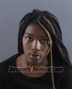 Recent Booking / Mugshot for TIAMBRA I WALKER in Peoria County, Illinois