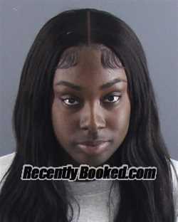 Recent Booking / Mugshot for SHANIA E RISBY in Peoria County, Illinois