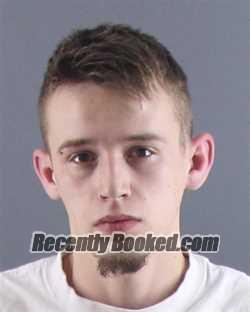 Recent Booking / Mugshot for LEVI E GREGORY in Peoria County, Illinois