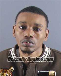 Recent Booking / Mugshot for MONTAVIUS D LASTER in Peoria County, Illinois