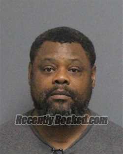 Recent Booking / Mugshot for ELIJAH JAMES MURPHY in Guilford County ...