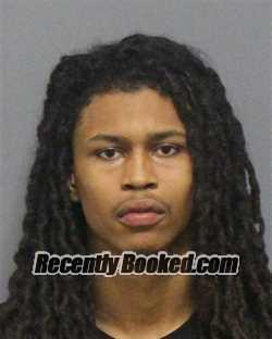 Recent Booking / Mugshot for KHEMARI JAVON PERRY in Guilford County ...