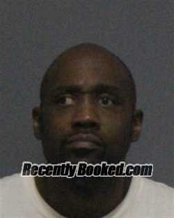 Recent Booking / Mugshot for REGGIE LAMONT CUNNINGHAM in Guilford County, North Carolina