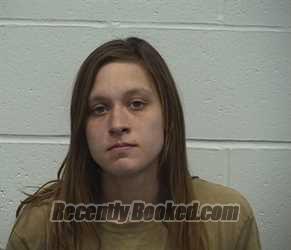 Recent Booking / Mugshot for JESSICA L LOYD in Richland County, Illinois