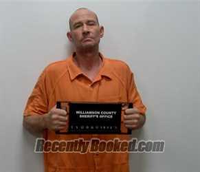 Recent Booking / Mugshot for LARRON CHAD BEARDEN in Williamson County ...