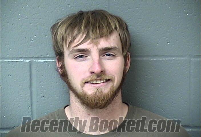 Recent Booking / Mugshot for CALEB D LENTZ in Woodford County, Illinois