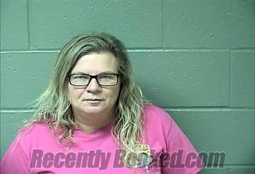 Recent Booking / Mugshot for RHONDA K HARTMAN in Woodford County, Illinois