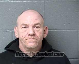 Recent Booking / Mugshot for MATTHEW S HOWE in Woodford County, Illinois