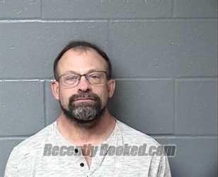 Recent Booking / Mugshot for MATTHEW E FRAKER in Woodford County, Illinois
