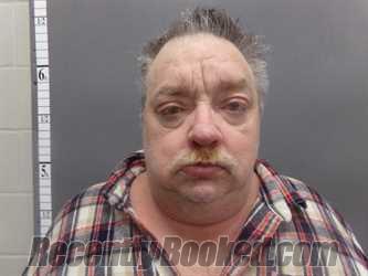 Recent Booking / Mugshot for LARRY WAYNE DAVIS in Adams County, Indiana
