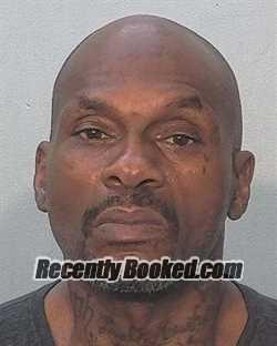 Recent Booking / Mugshot for Derrick Lamont Bullock in Allen County ...