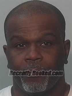 Recent Booking / Mugshot for Lorenzo Adair Lapsley in Allen County, Indiana