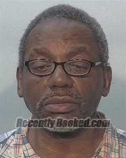 Recent Booking / Mugshot for Darren Franklin Hearn in Allen County, Indiana