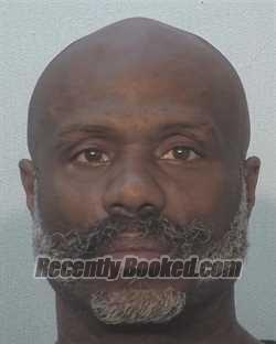 Recent Booking / Mugshot for Michael Verneal Smith in Allen County, Indiana