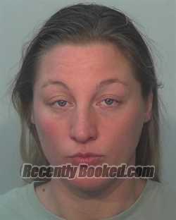 Recent Booking / Mugshot for Kelly Marie Dunn in Allen County, Indiana