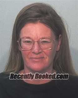 Recent Booking / Mugshot for Angela Kay Mccarty in Allen County, Indiana