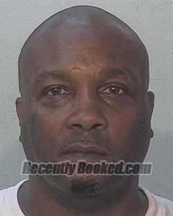 Recent Booking / Mugshot for Robert Terrell Cunningham in Allen County ...
